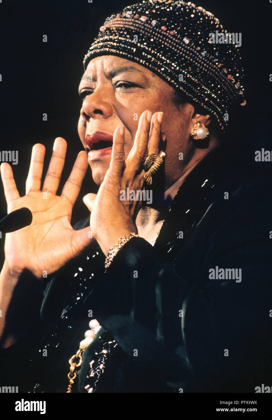 Maya angelou hi-res stock photography and images - Alamy