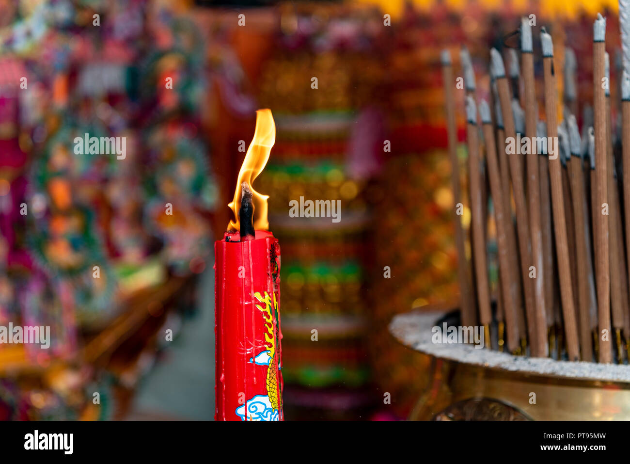 Chinese praying items hi-res stock photography and images - Alamy