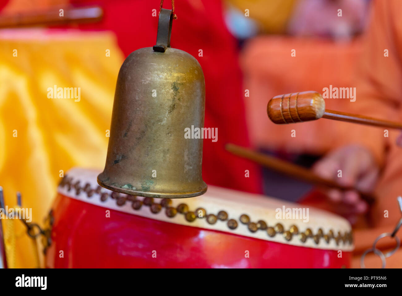 Chinese praying items hi-res stock photography and images - Alamy