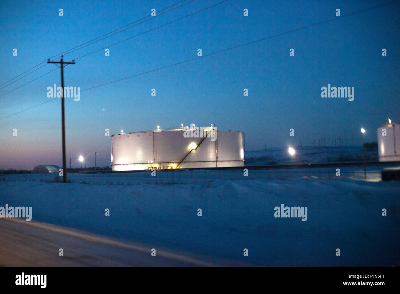 Oil storage tanks at TransCanada Hardisty Terminal 1, in Hardisty ...