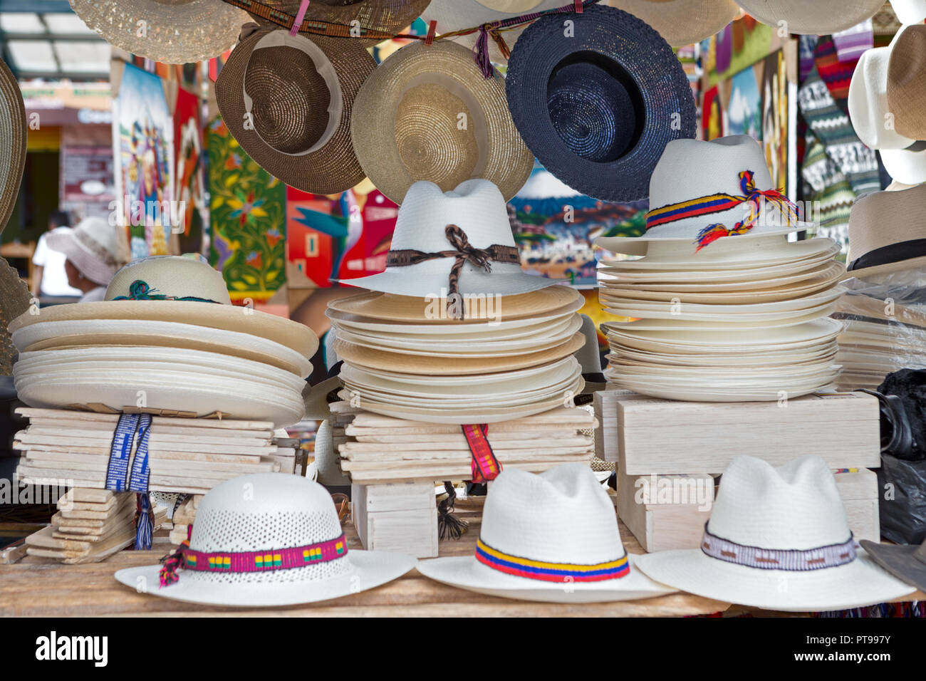 Otavalo shops hi-res stock photography and images - Alamy