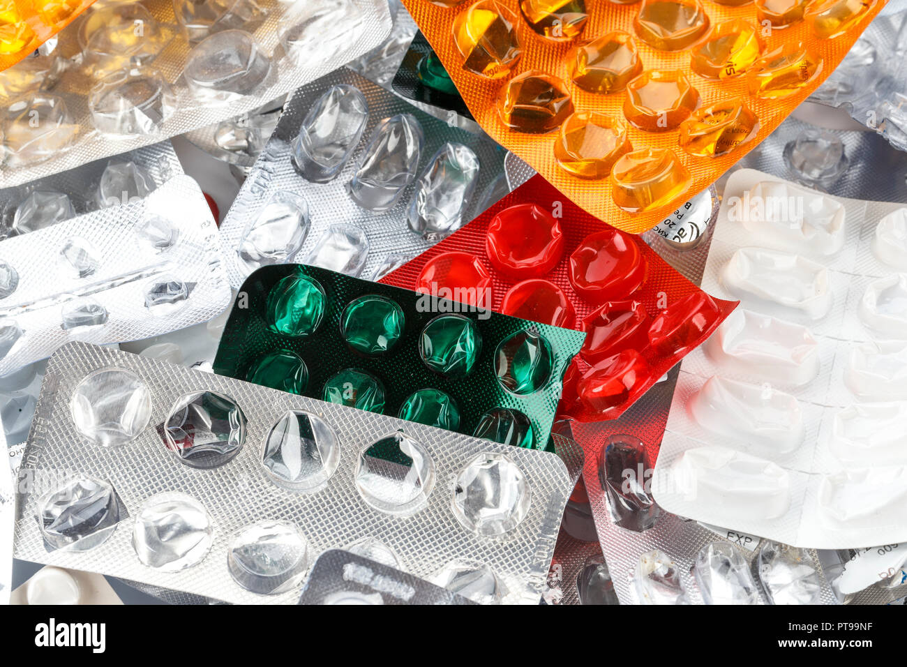 Empty tablet packet hi-res stock photography and images - Alamy