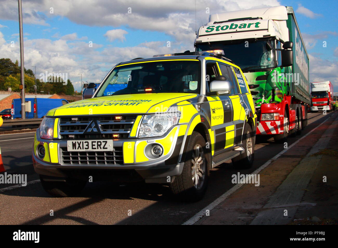 Highways officer vehicle hi-res stock photography and images - Alamy