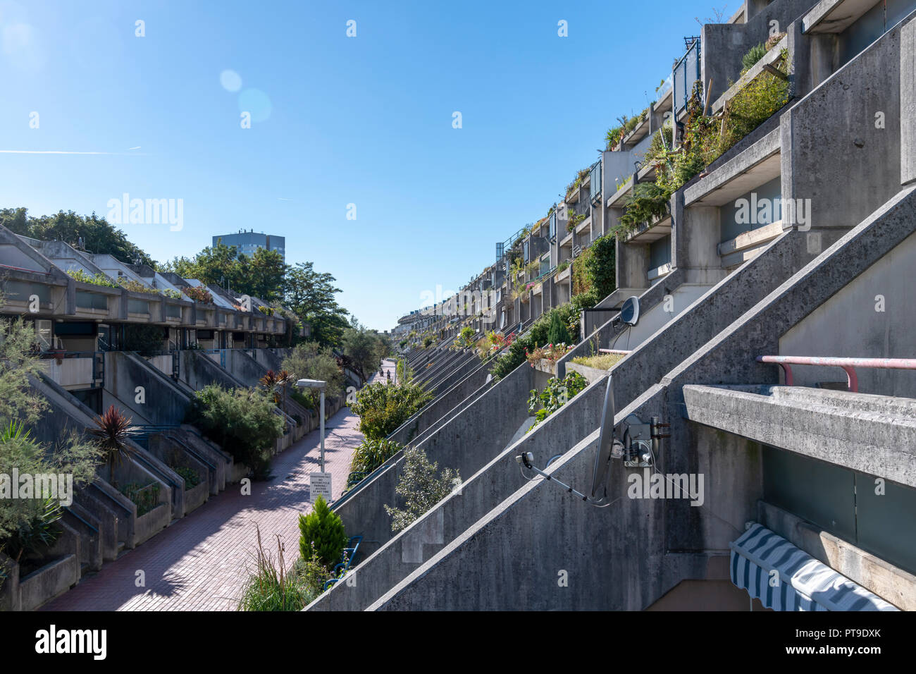 Alexandra and ainsworth estate hi-res stock photography and images - Alamy