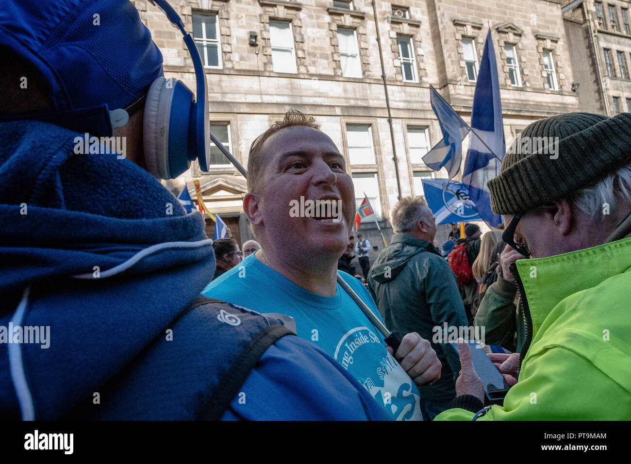 Edinburgh, Lothian, UK. 6th Oct, 2018. A member of the Pro-Independence ...