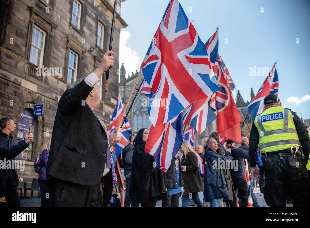 Union jacks suit hi-res stock photography and images - Alamy