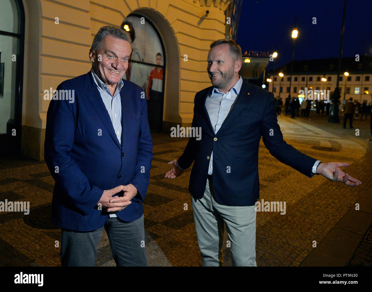 4 7 1990 hi-res stock photography and images - Alamy