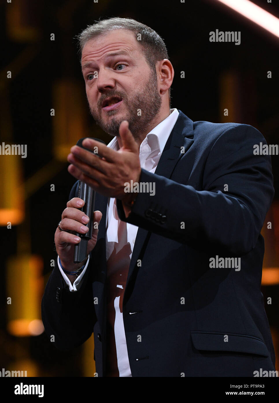 07 October 2018, North Rhine-Westphalia, Cologne: The comedian Mario ...