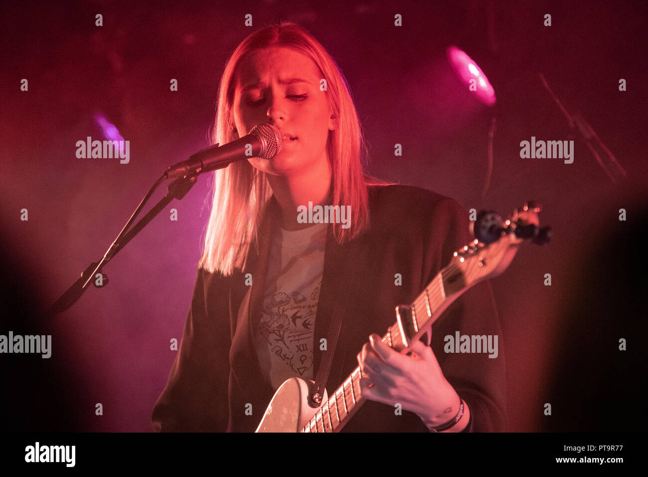 Lilly ahlberg singer hi-res stock photography and images - Alamy