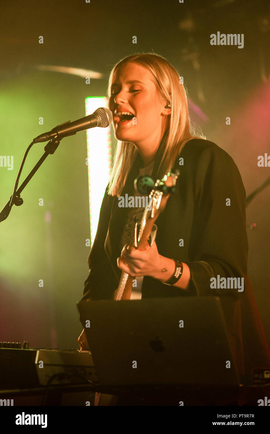 Lilly ahlberg singer hi-res stock photography and images - Alamy
