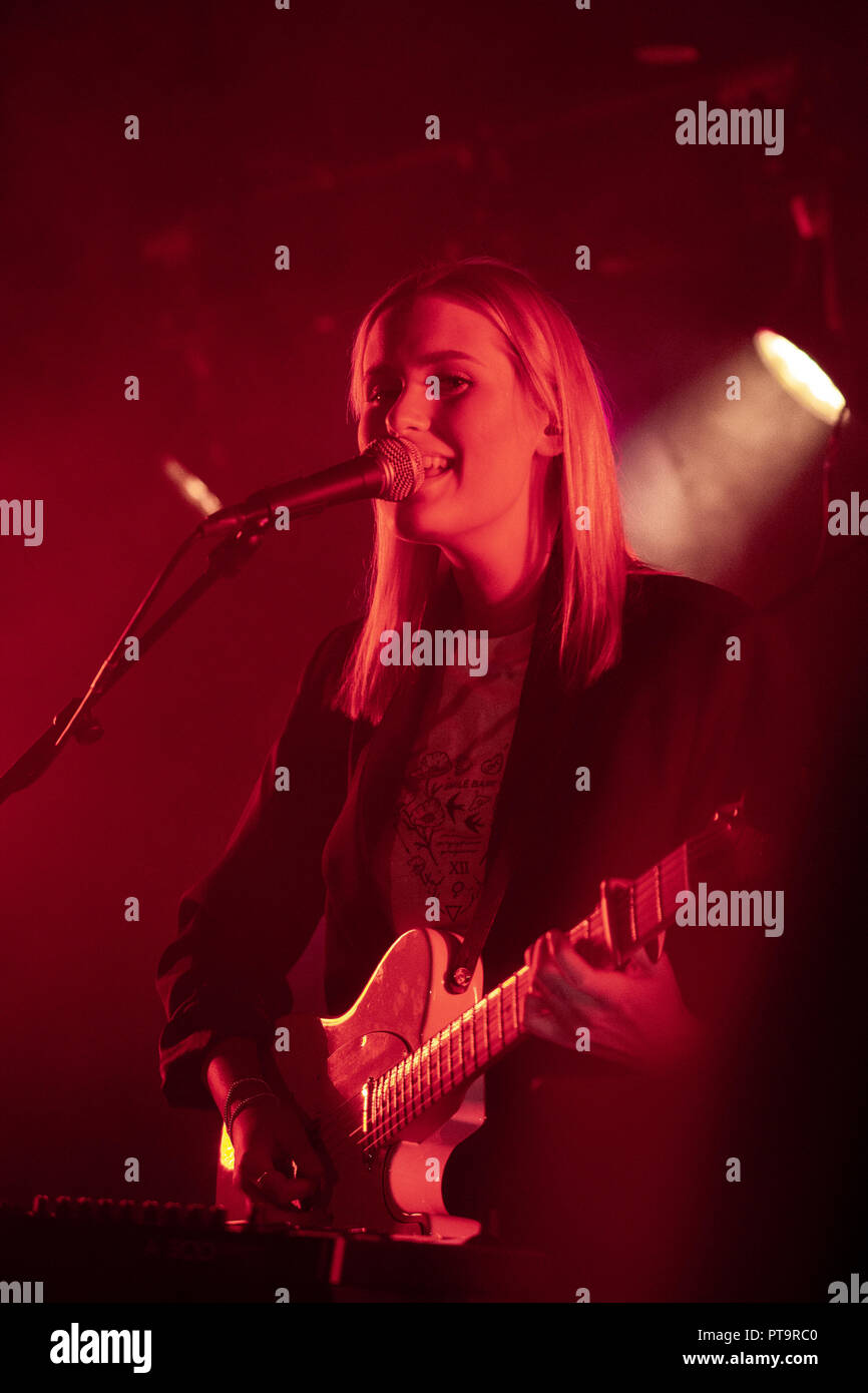 Lilly ahlberg singer hi-res stock photography and images - Alamy