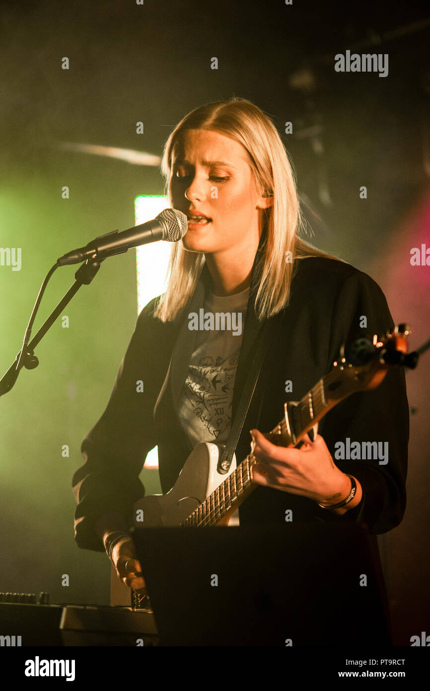 Lilly ahlberg singer hi-res stock photography and images - Alamy