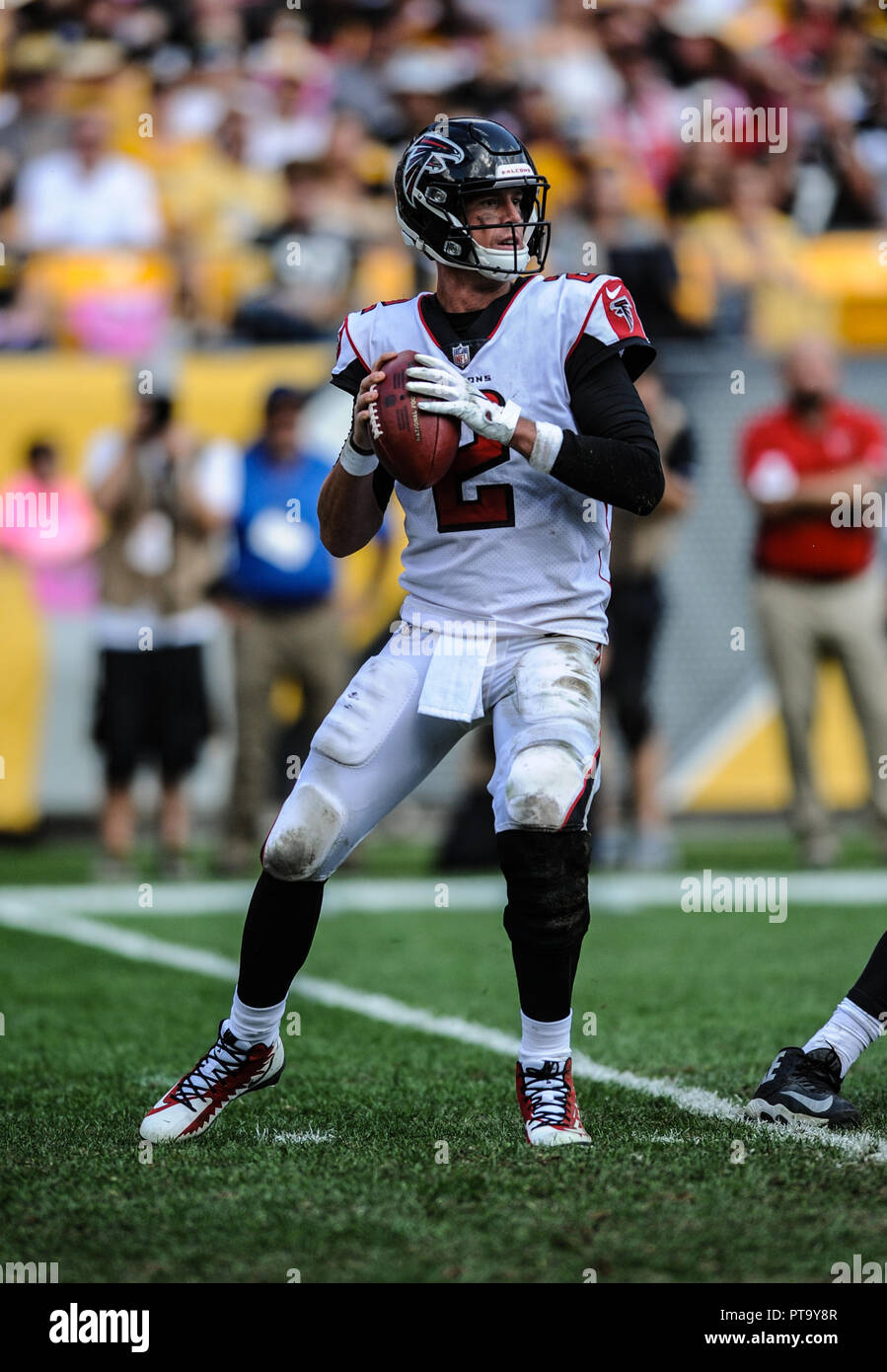 Pittsburgh, PA, USA. 7th Oct, 2018. Falcons #2 Matt Ryan during the ...