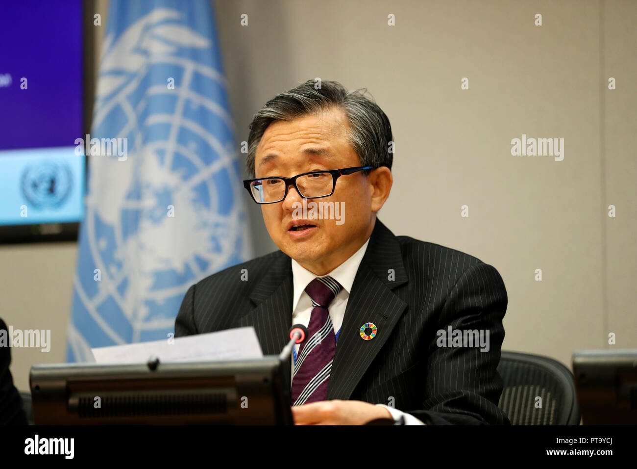 United Nations, UN headquarters in New York. 8th Oct, 2018. Liu Zhenmin ...