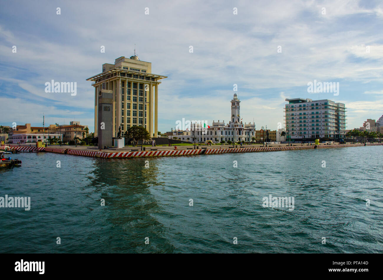Veracruz port hi-res stock photography and images - Alamy