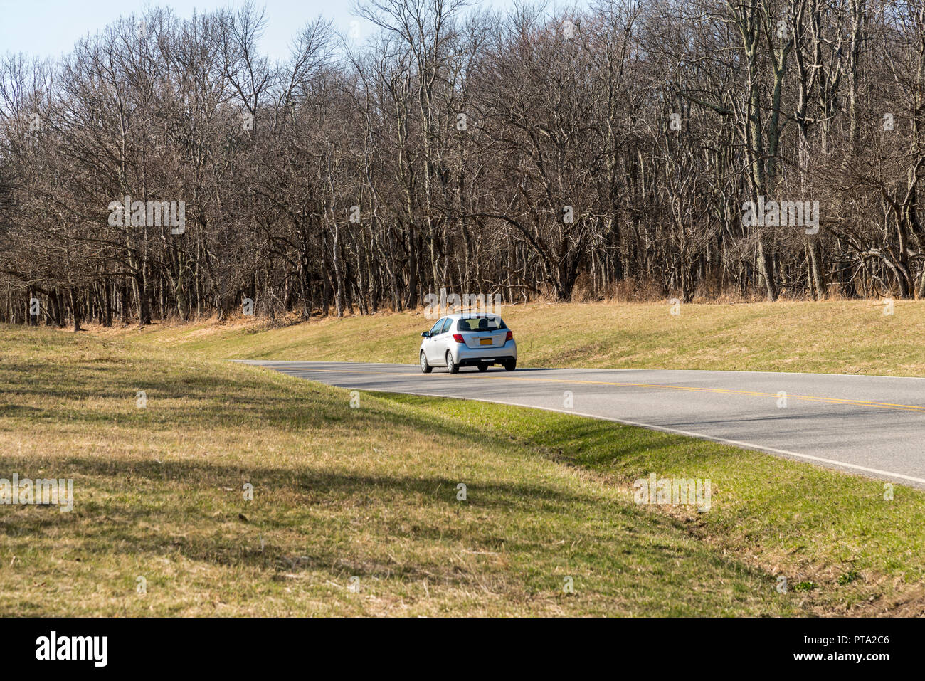 Traveling in Skyline drive, Virginia Stock Photo - Alamy