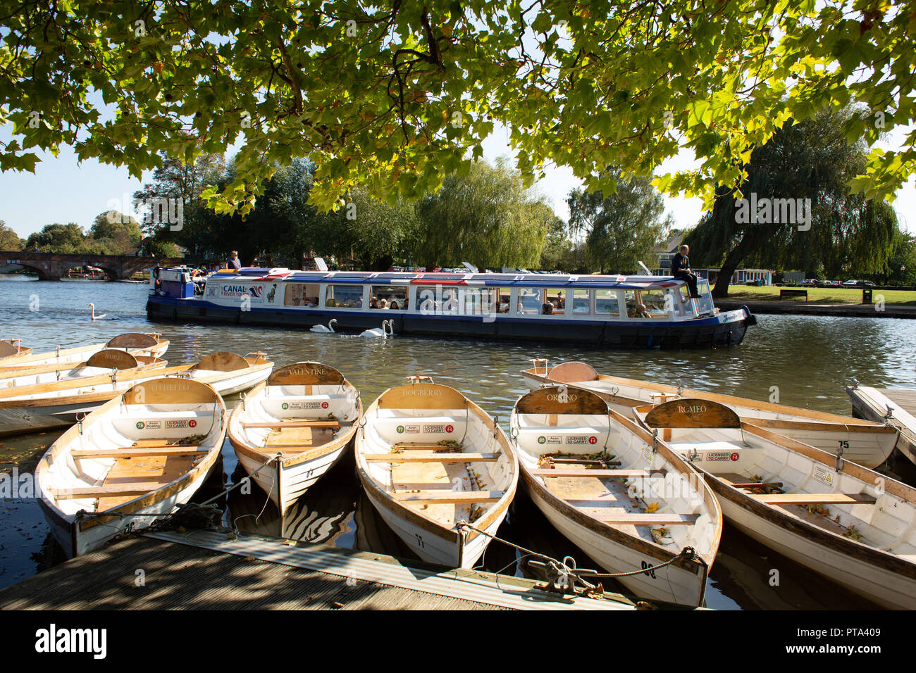 Shakespeare characters hi-res stock photography and images - Alamy