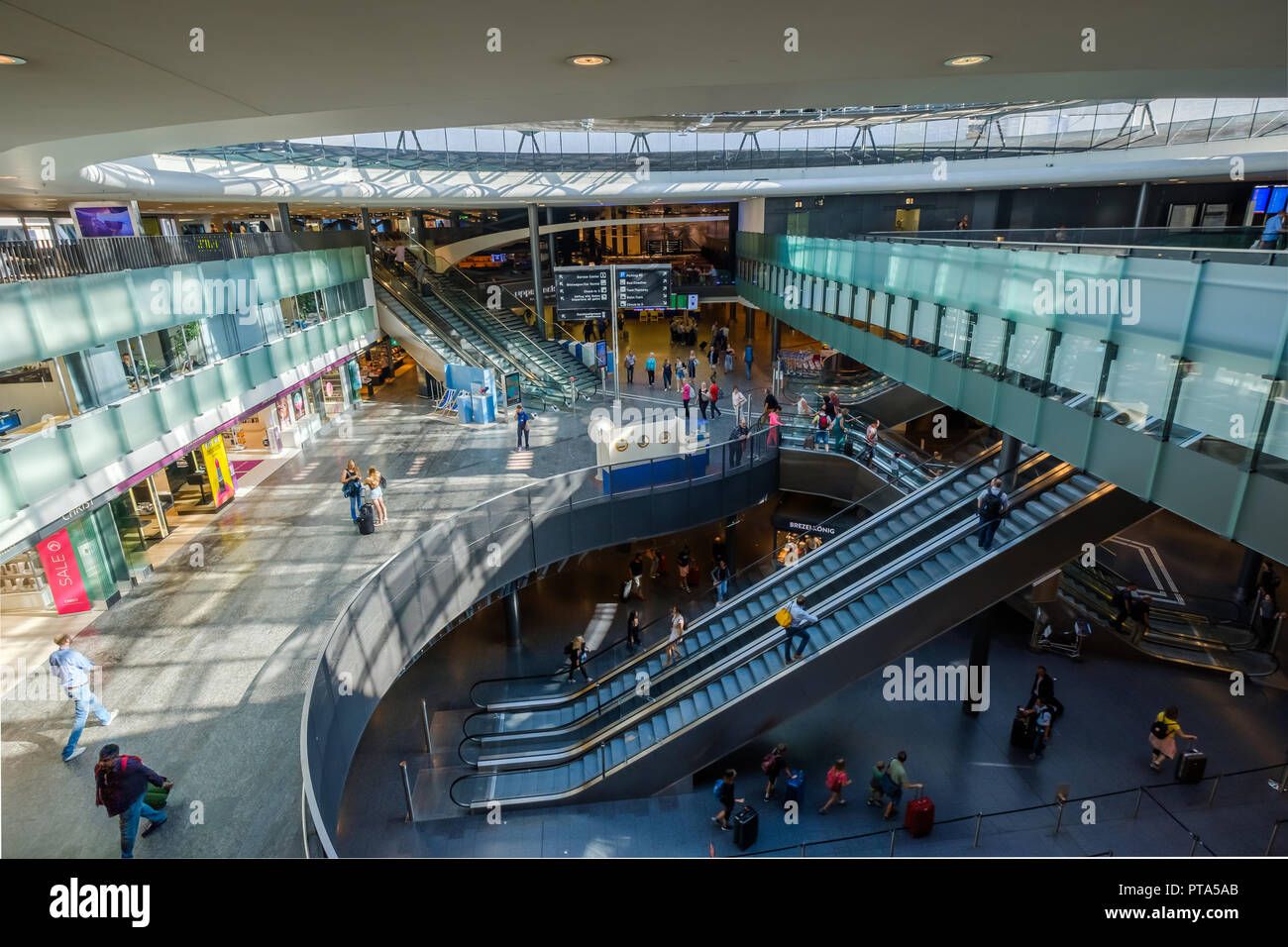 Zurich Airport Terminal Interior High Resolution Stock Photography and ...