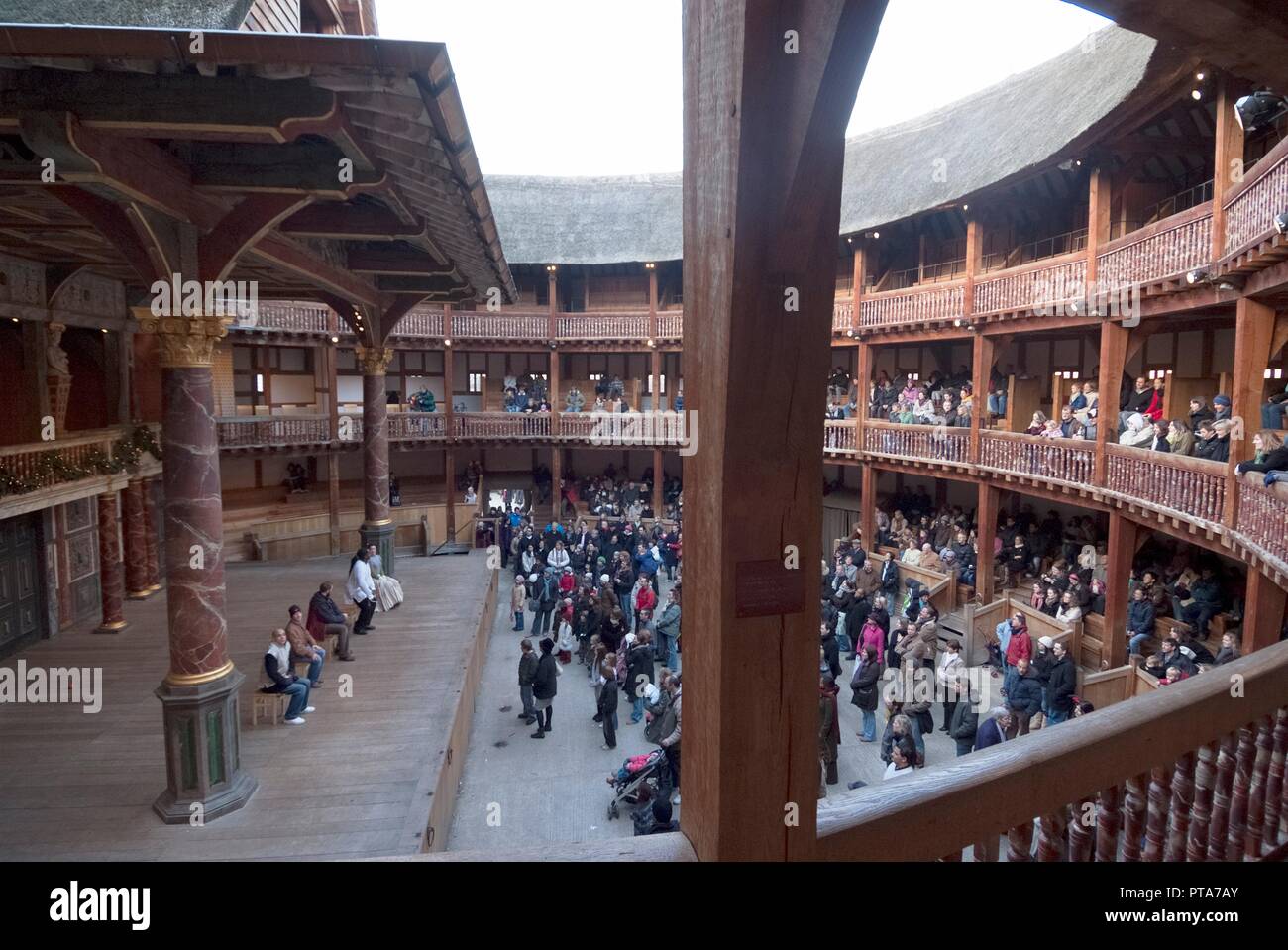 Interior william shakespeare globe theatre hi-res stock photography and ...