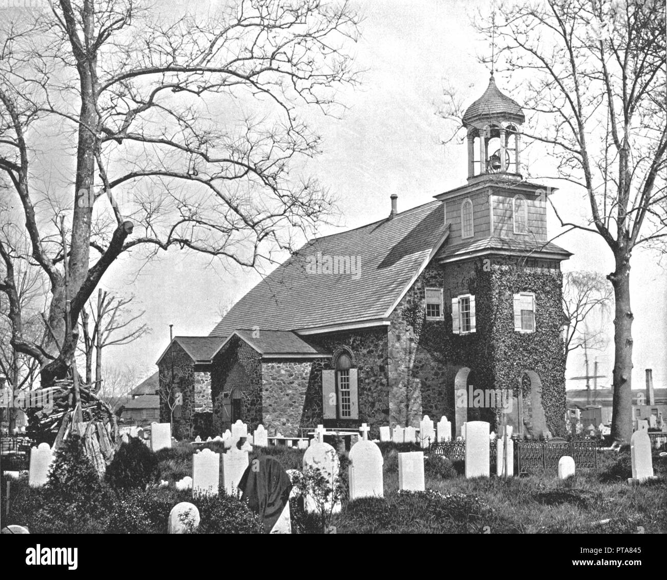 Church oldest Black and White Stock Photos & Images - Alamy