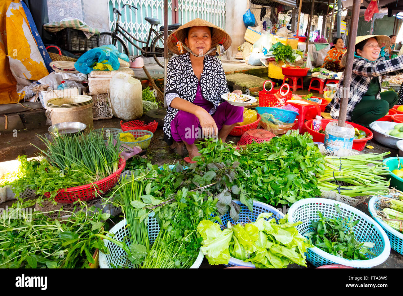 Cai Be Market Stall Stock Photo - Alamy