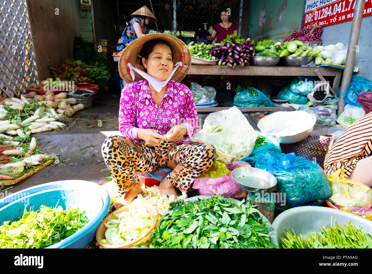 Cai Be Market Stall Stock Photo - Alamy