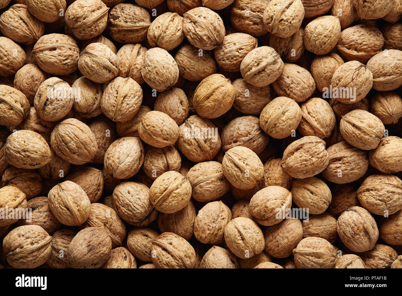 Walnut shell texture hi-res stock photography and images - Alamy