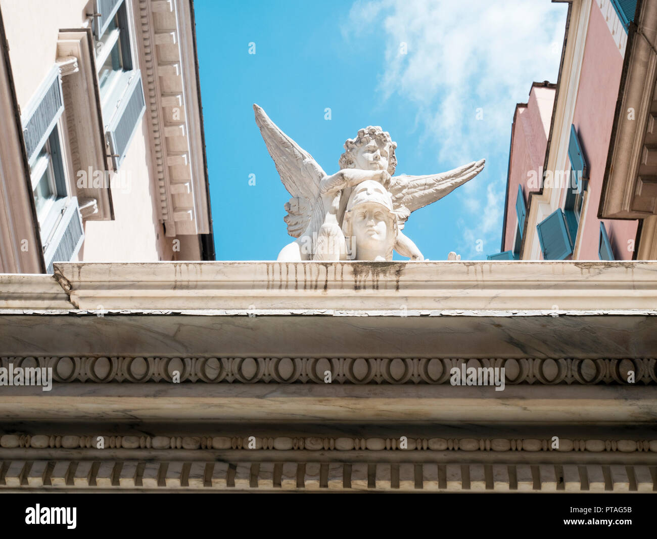 Guardian angel statue hi-res stock photography and images - Alamy