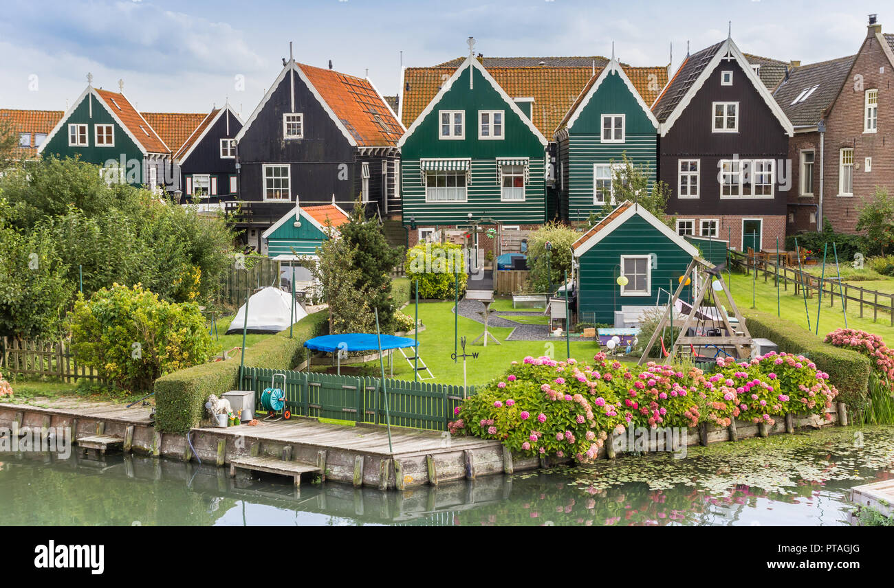 Typical dutch houses and gardens in Marken, Netherlands Stock Photo - Alamy