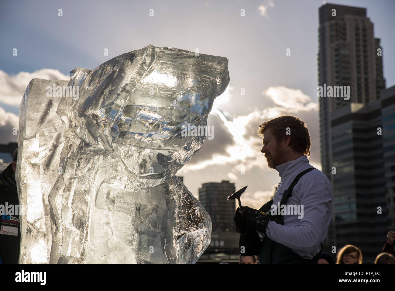 London ice festival hi-res stock photography and images - Alamy