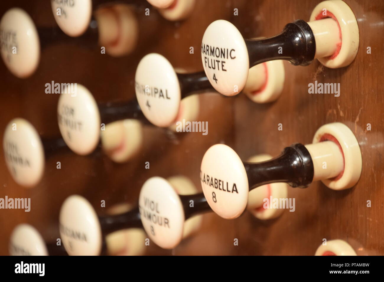 Organ stops hi-res stock photography and images - Alamy