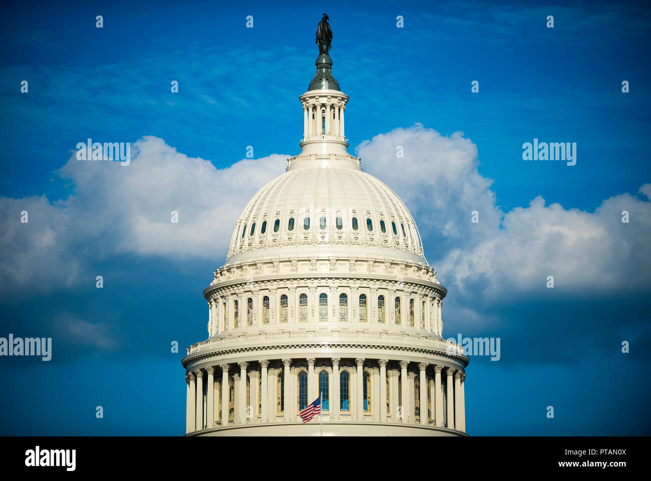 Capitol building washington dc top view hi-res stock photography and ...