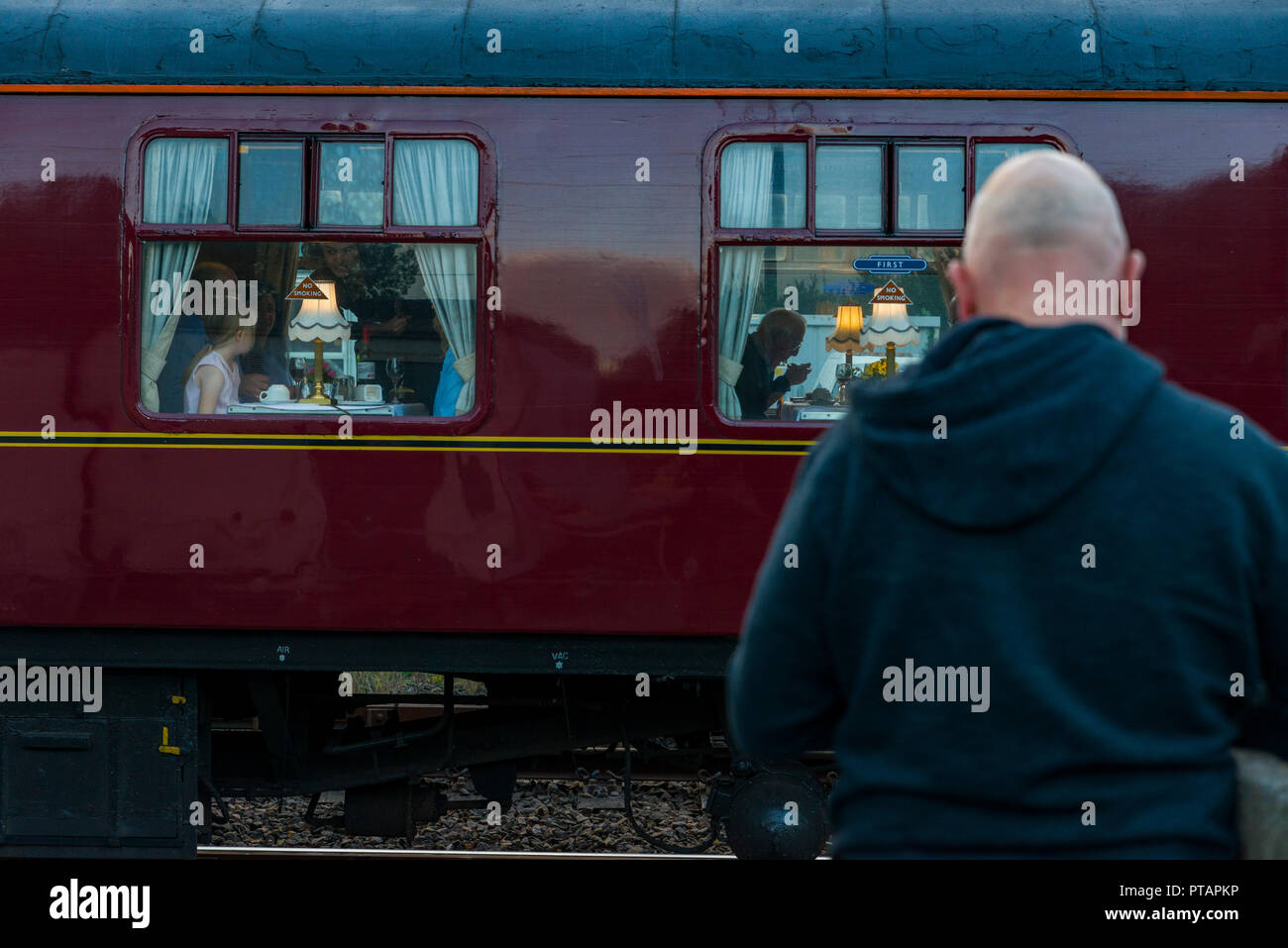 Historic steam Train "The Cathedral Express" chugged into Par station ...