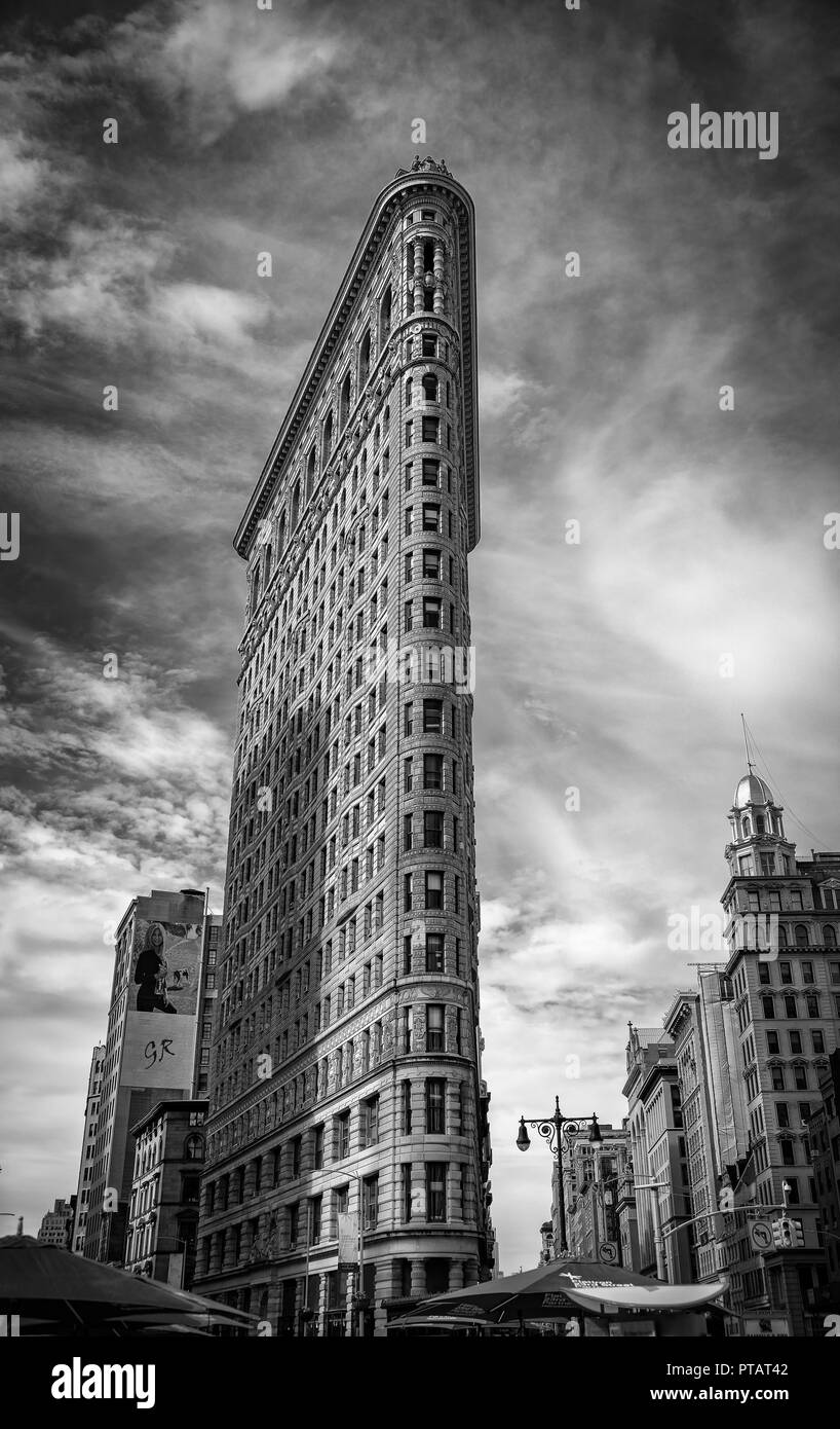 Flat Building New York Stock Photo - Alamy