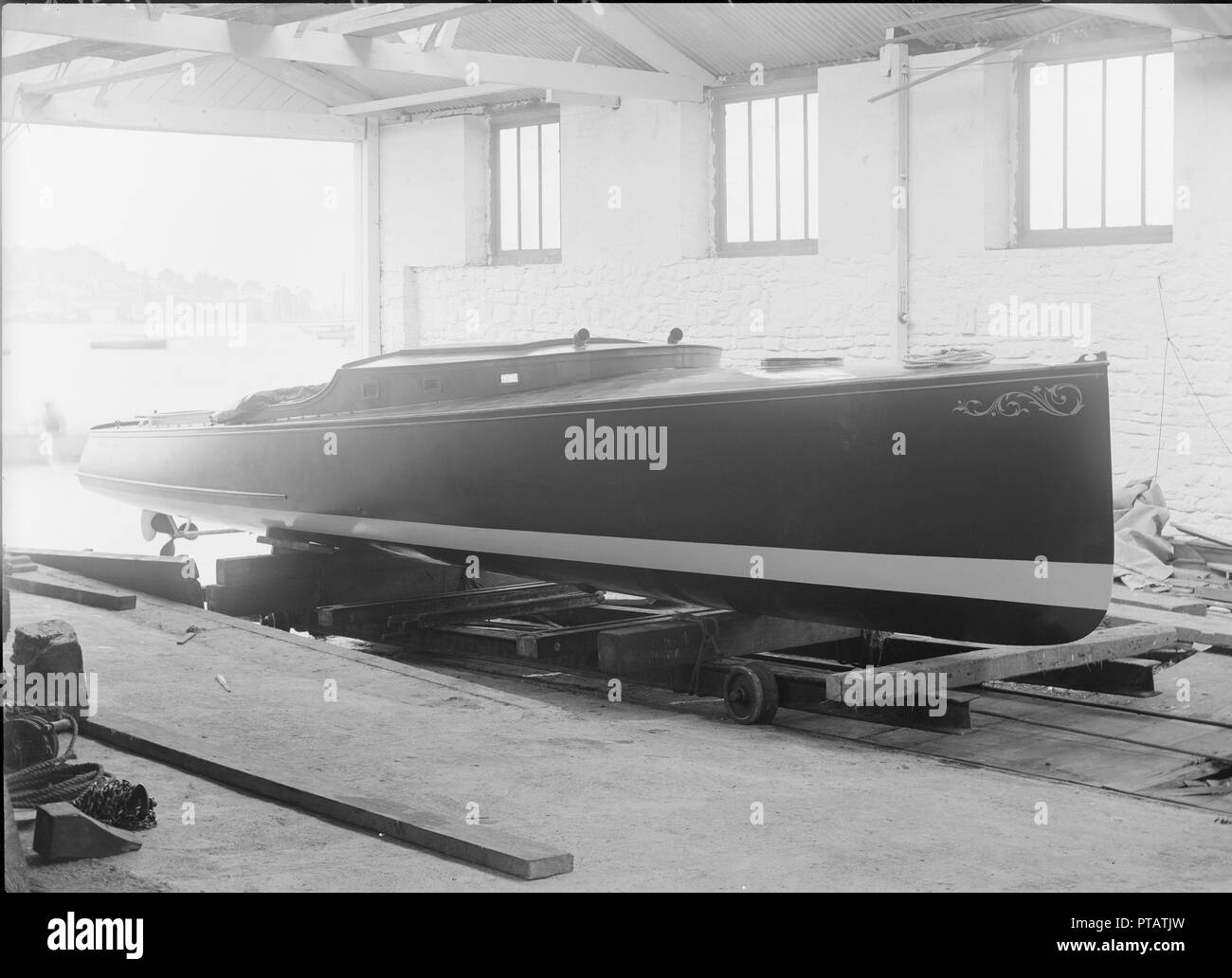 Slipway launch hi-res stock photography and images - Alamy