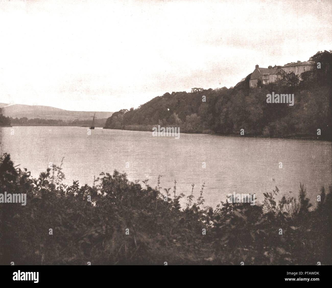 Blackwater castle ireland hi-res stock photography and images - Alamy