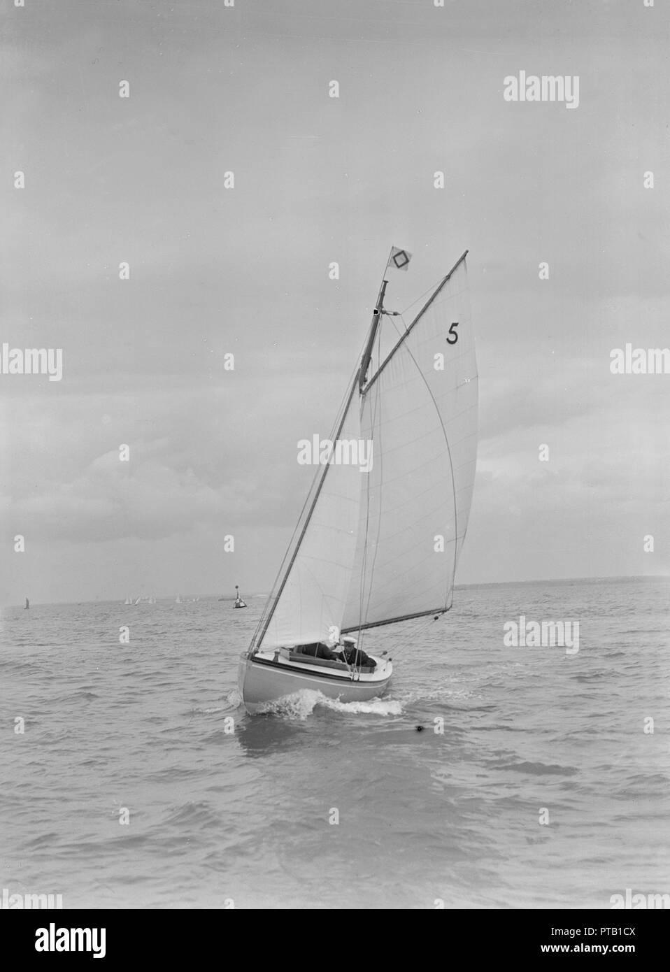 Yarmouth one design hi-res stock photography and images - Alamy