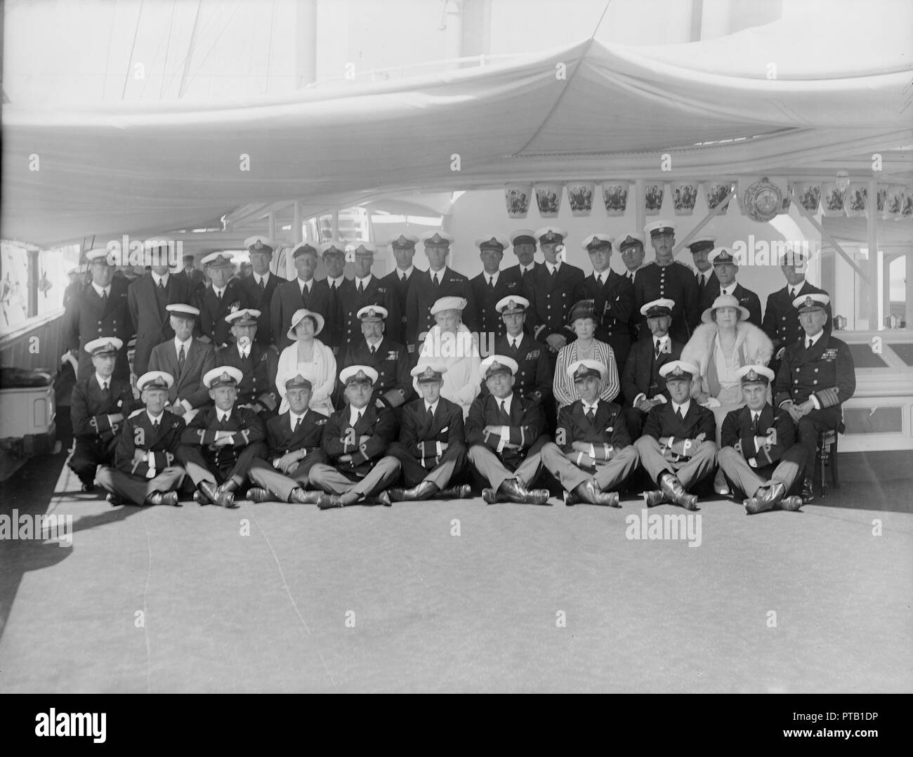 King george v and queen mary sons hi-res stock photography and images ...