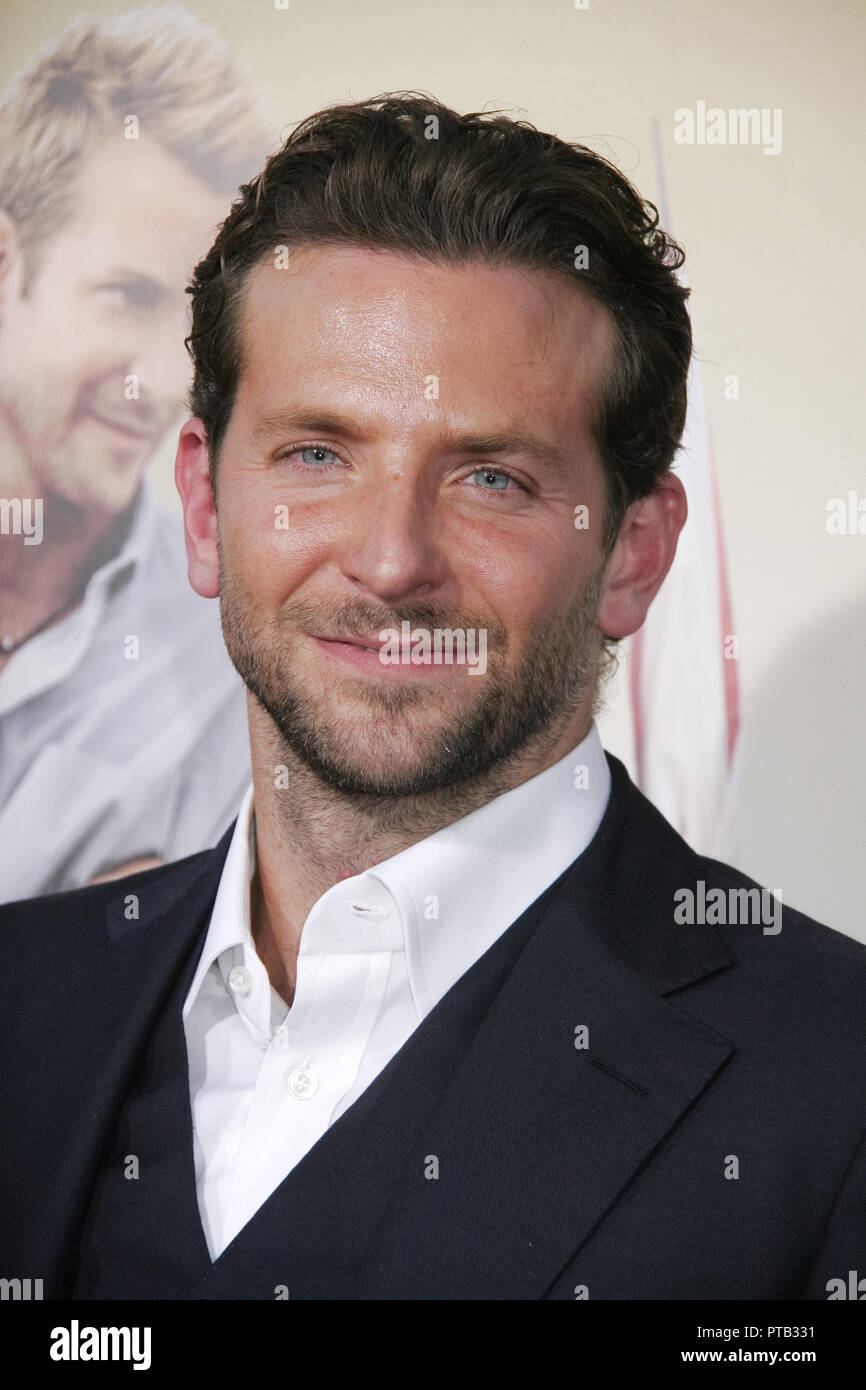 Bradley Cooper 08/26/09 "All About Steve" Premiere @ Grauman's Chinese ...