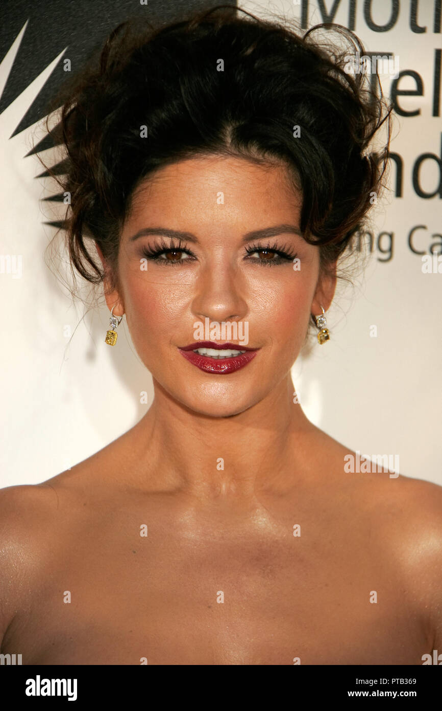 Catherine Zeta Jones 11/08/08 4th Annual "A Fine Romance" @ Sony ...