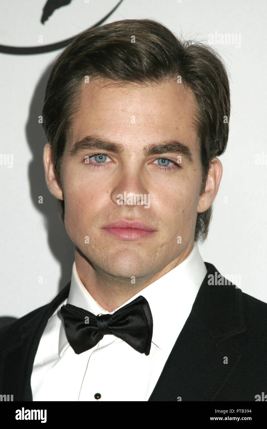 Chris Pine 01/11/09 "66th Annual Golden Globe Awards - Official NBC ...