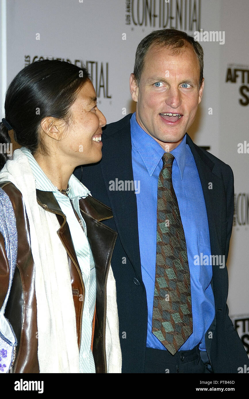 Woody Harrelson Y Laura Louie Y Sus Hijas Who Is Woody Harrelson's