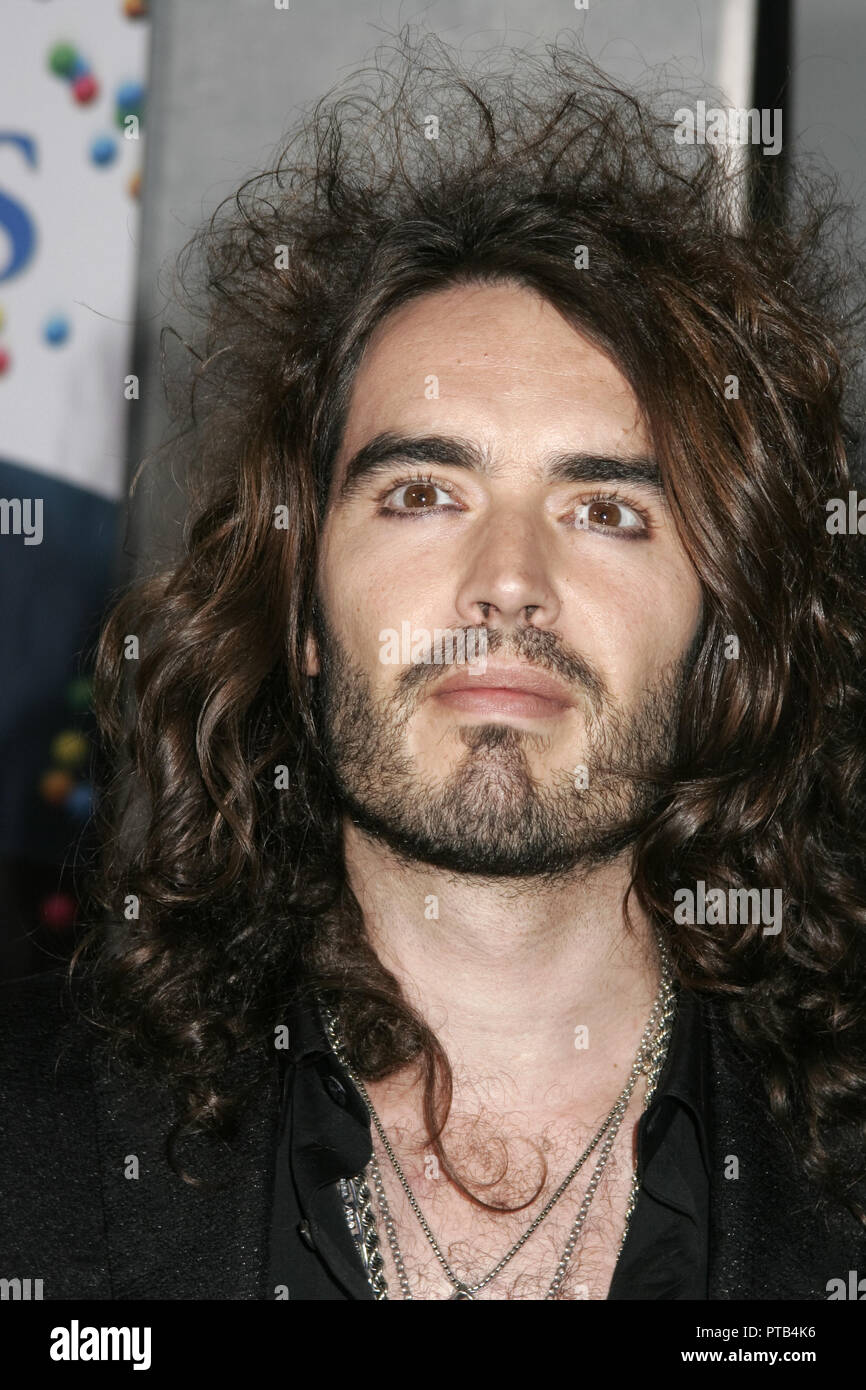 Russell Brand 12/18/08 "Bedtime Stories" Premiere @ El Capitan Theatre ...