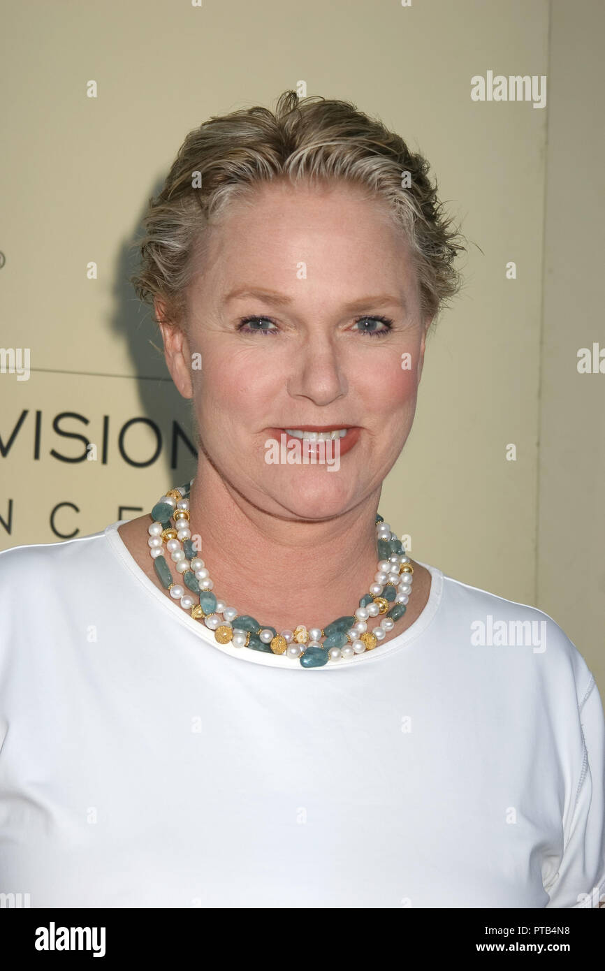 Sharon Gless Burn Notice Hairstyle
