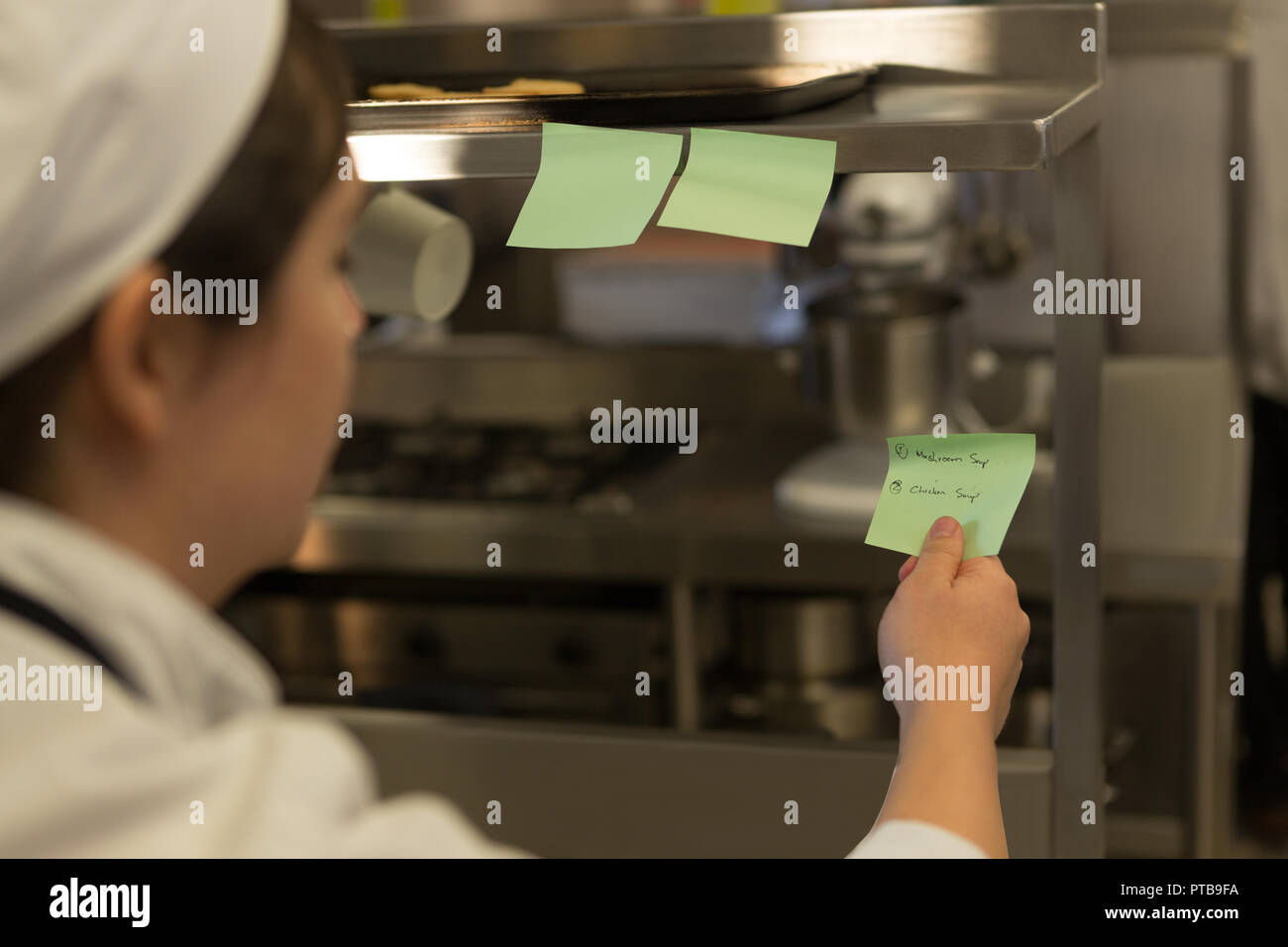 Checking order hi-res stock photography and images - Alamy