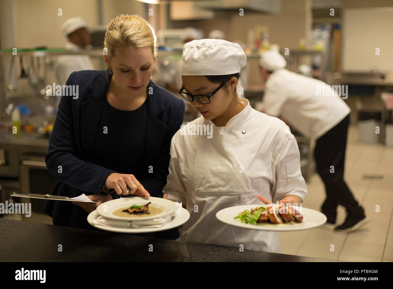 Restaurant manager female hi-res stock photography and images - Alamy