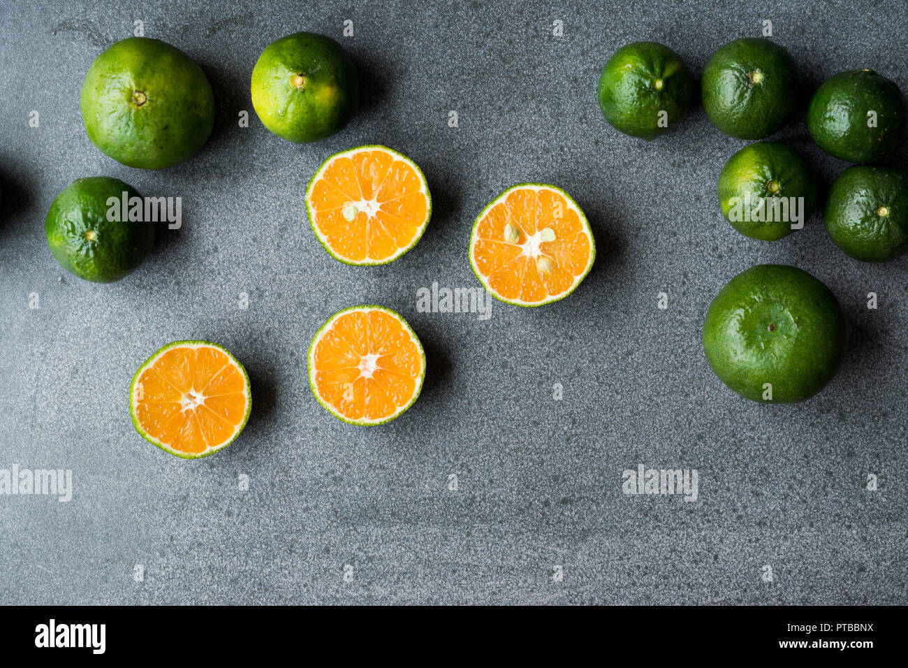 Green tangerine hi-res stock photography and images - Alamy