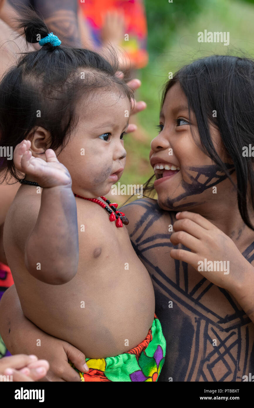 Embera Children High Resolution Stock Photography and Images - Alamy