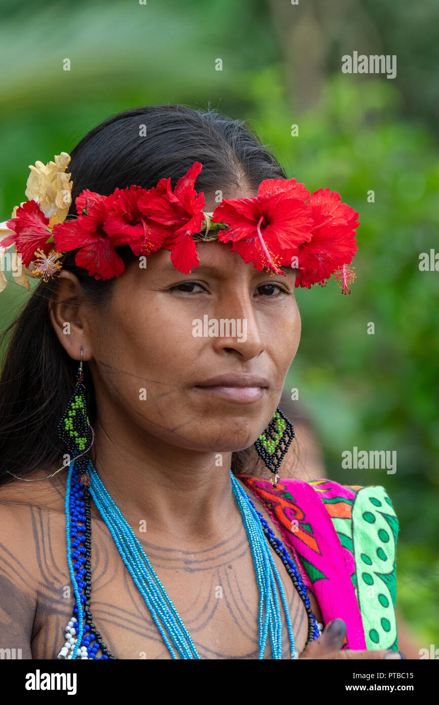 Embera tribe hi-res stock photography and images - Alamy