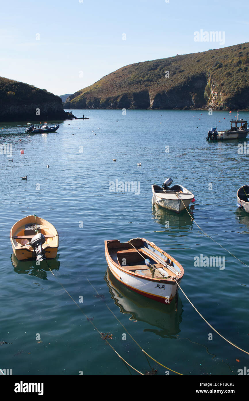 Solva moorings hi-res stock photography and images - Alamy